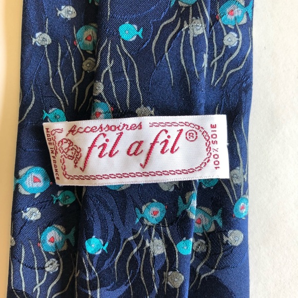 fil a fil | Accessories | Fil A Fil Silk Tie Made In France Fish Theme ...